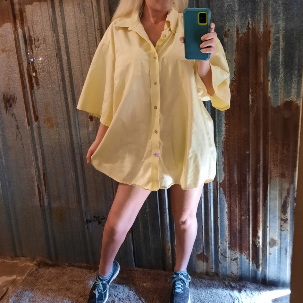 Vintage Ivy Crew Button Up Yellow Shirt - Gem